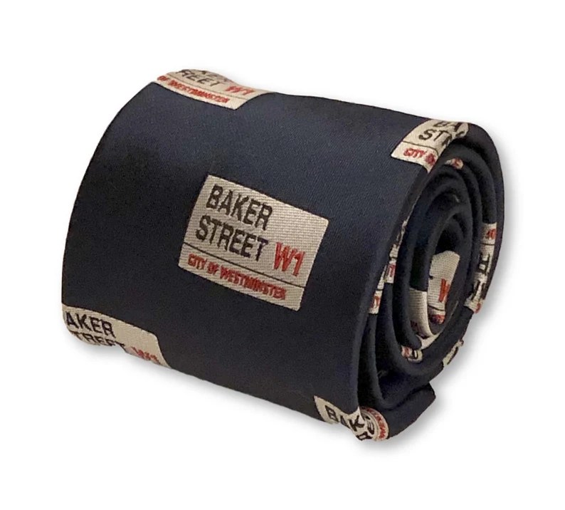 Holiday Gift Guide for the Armchair Detective – Still Life, With ...